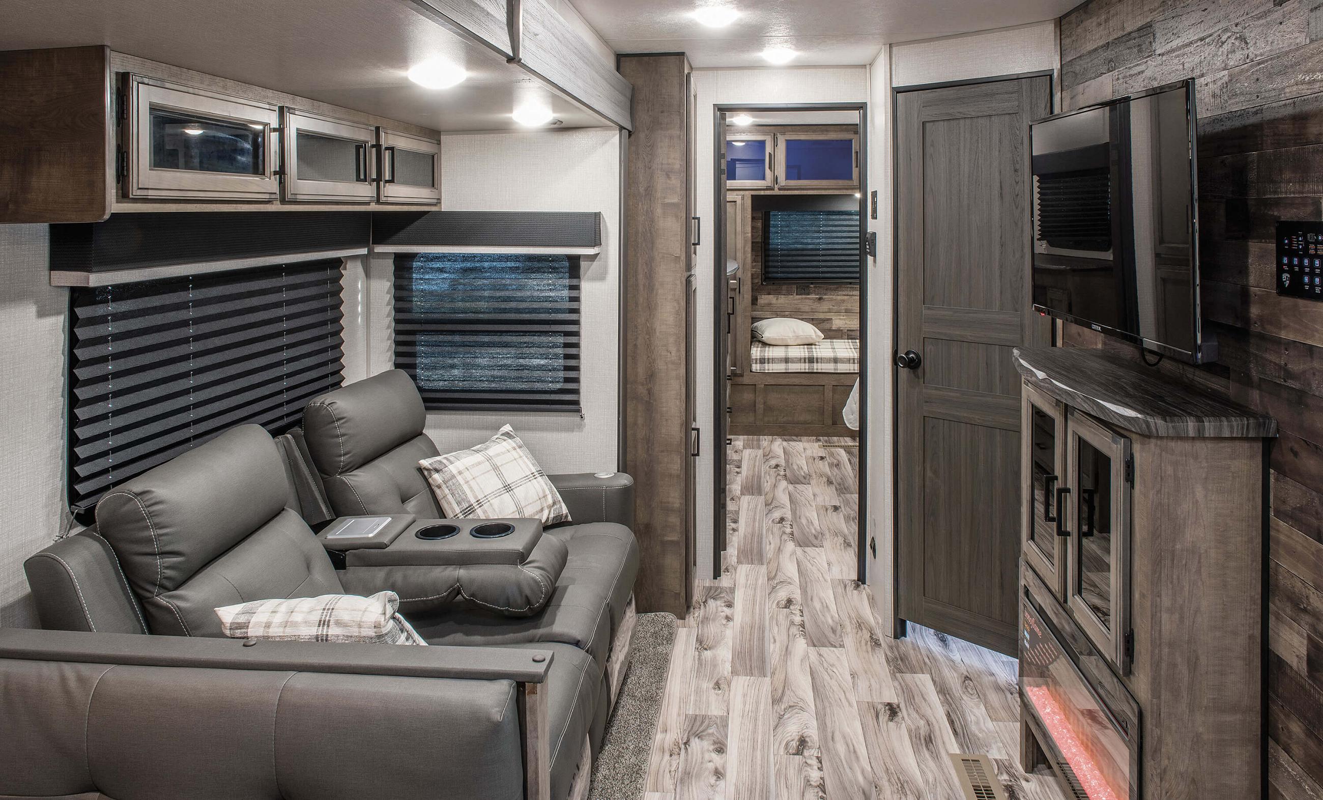 2022 SportTrek Touring STT272VRK Travel Trailer | Venture RV