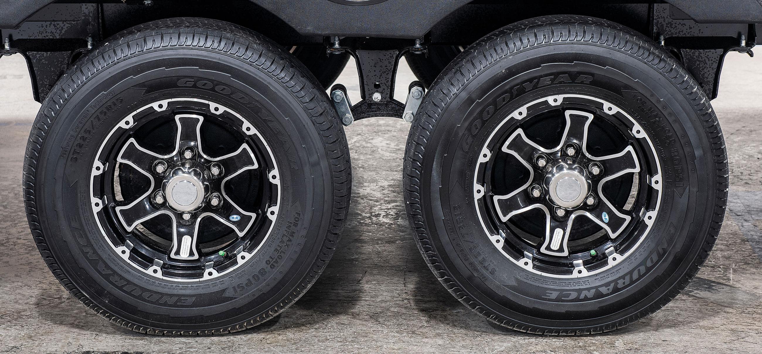 2023 SportTrek ST327VIK Travel Trailer | Venture RV