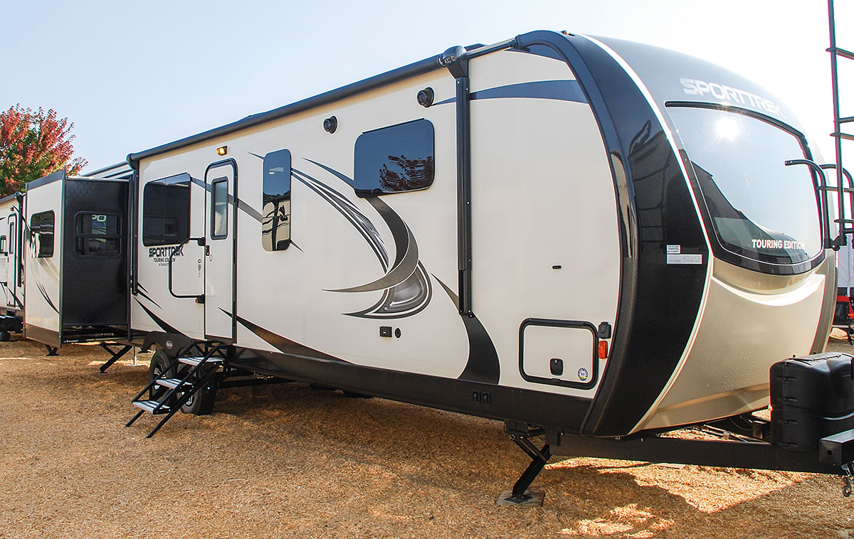 2018 SportTrek Touring STT333VRE Travel Trailer | Venture RV