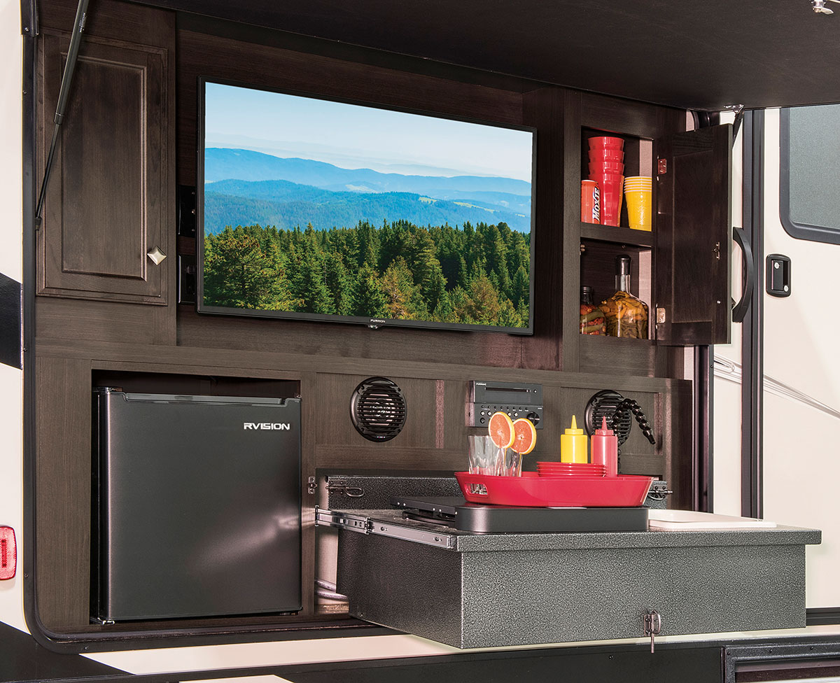 2018 SportTrek Touring STT343VBH Travel Trailer | Venture RV