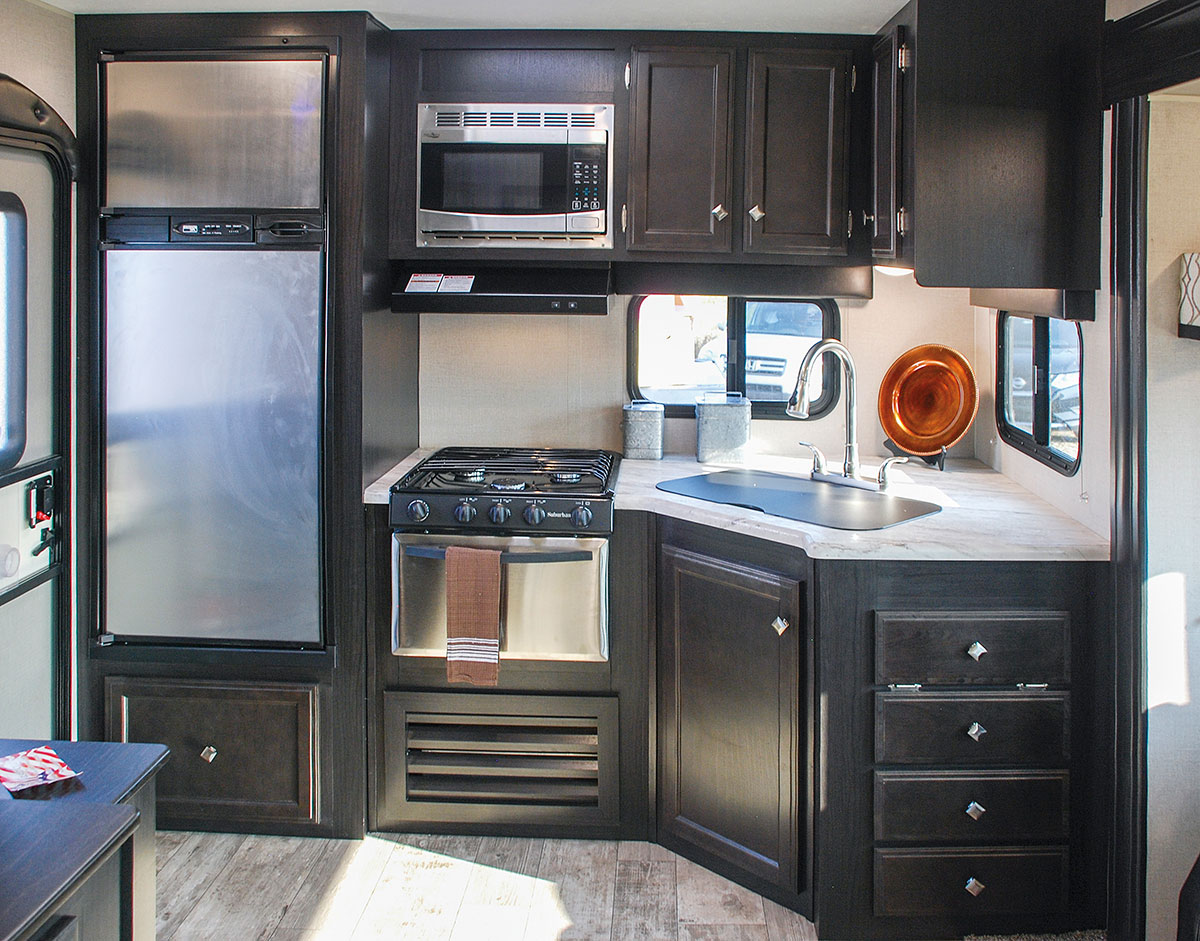 2018 SportTrek ST251VRK Travel Trailer | Venture RV