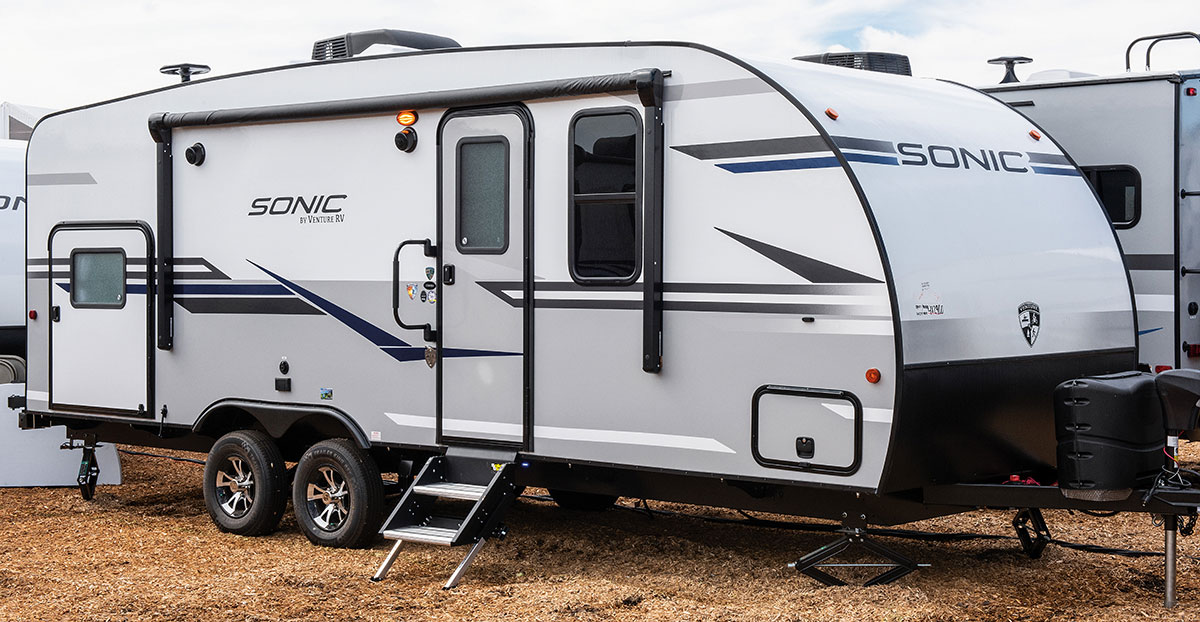 2019 Sonic SN234VBH Travel Trailer | Venture RV