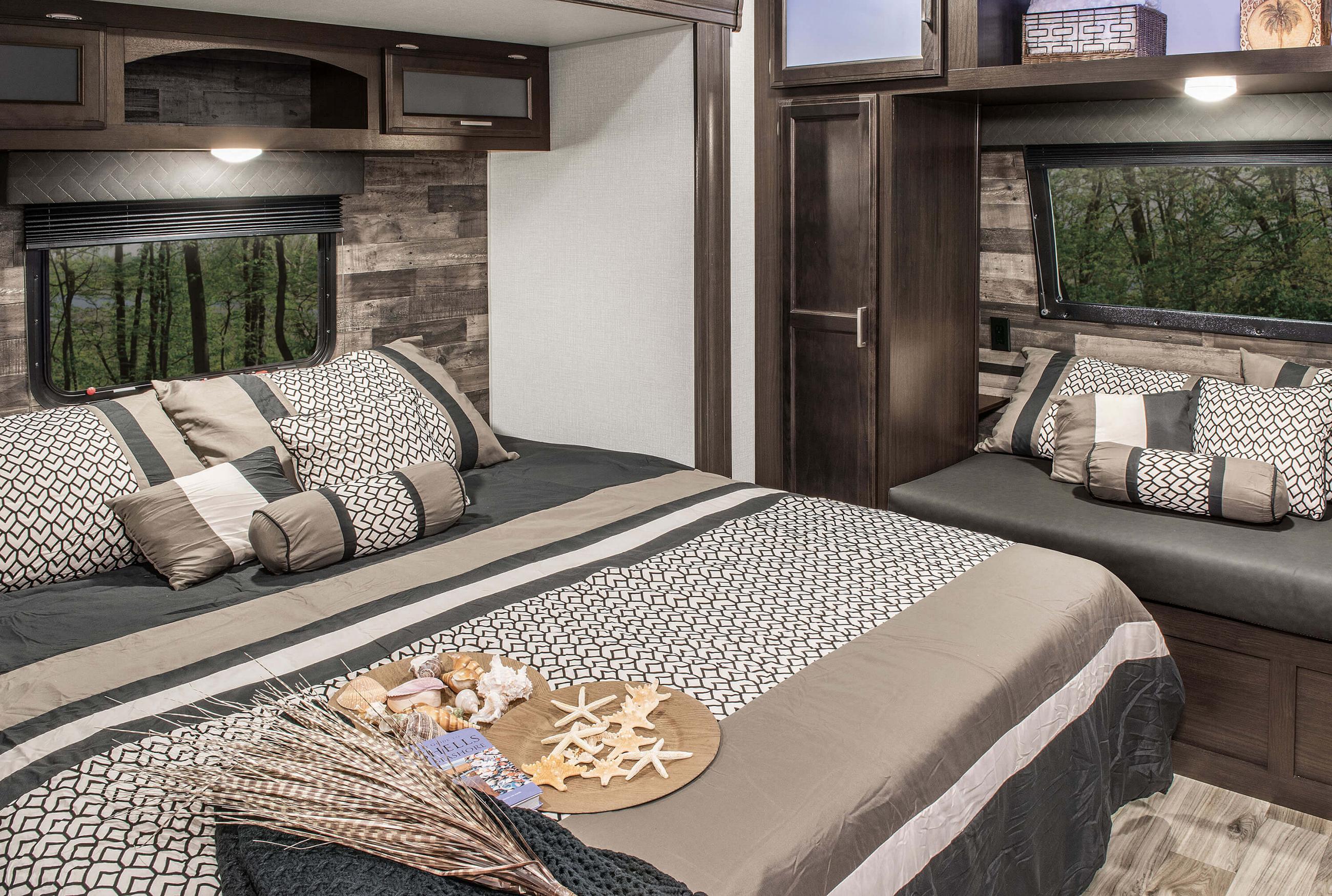 2020 SportTrek Touring Edition Luxury Travel Trailers | Venture RV