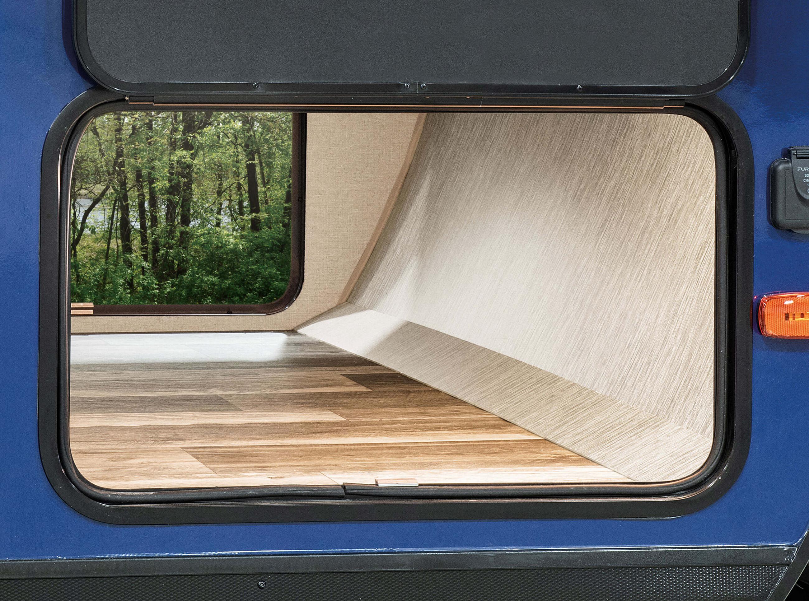2020 Stratus Photos | Venture RV