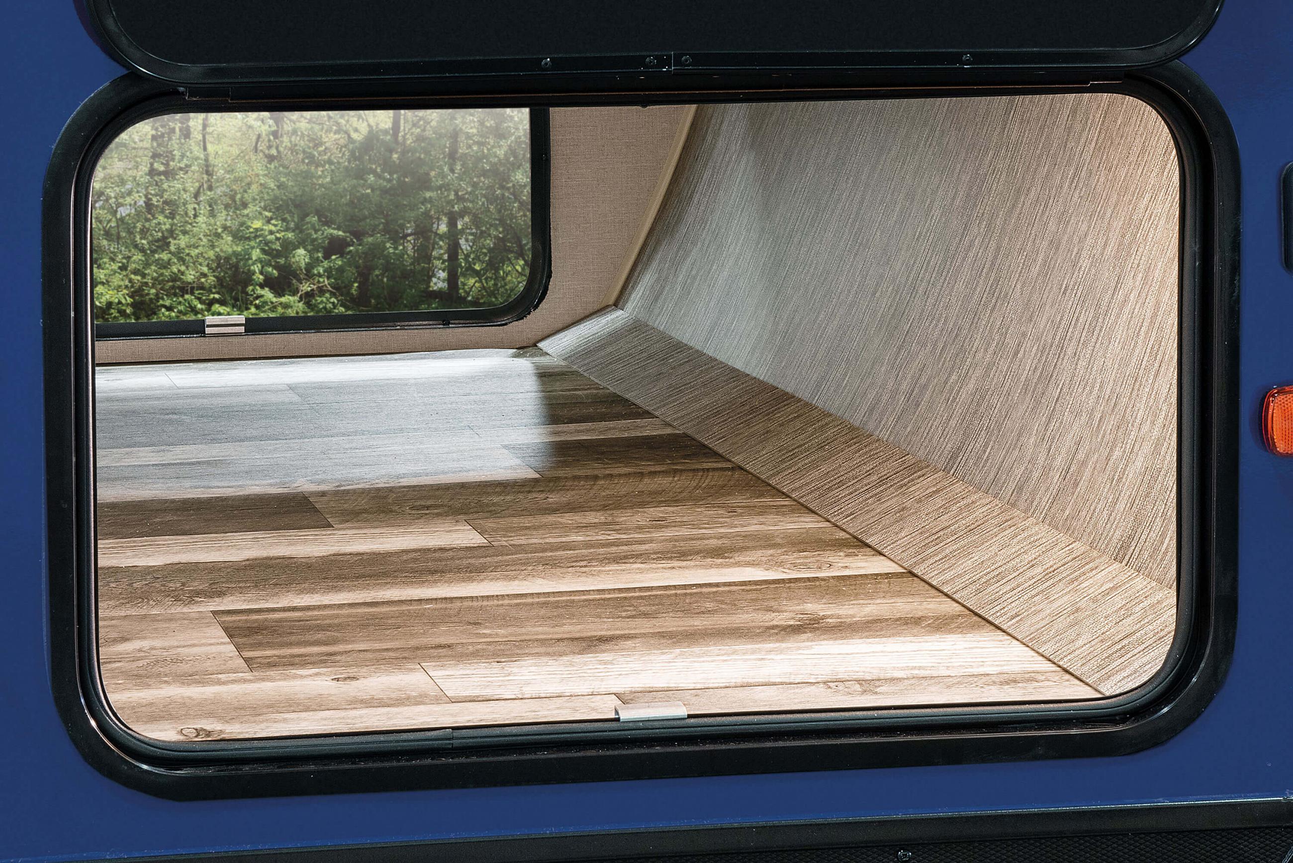 2020 Stratus Photos | Venture RV
