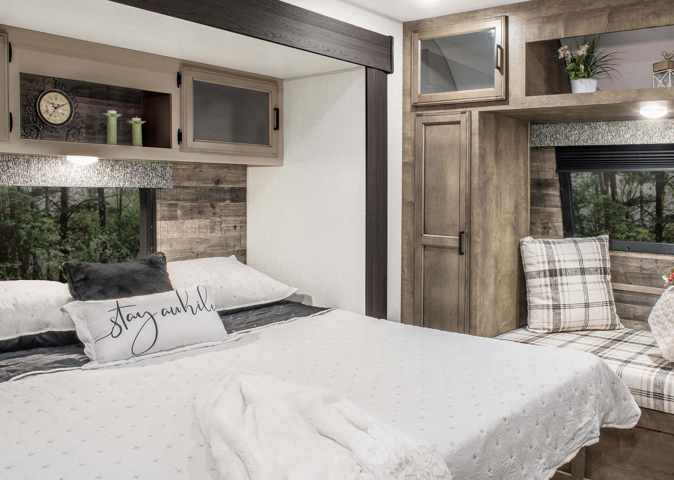 2021 SportTrek Touring Edition Luxury Travel Trailers | Venture RV