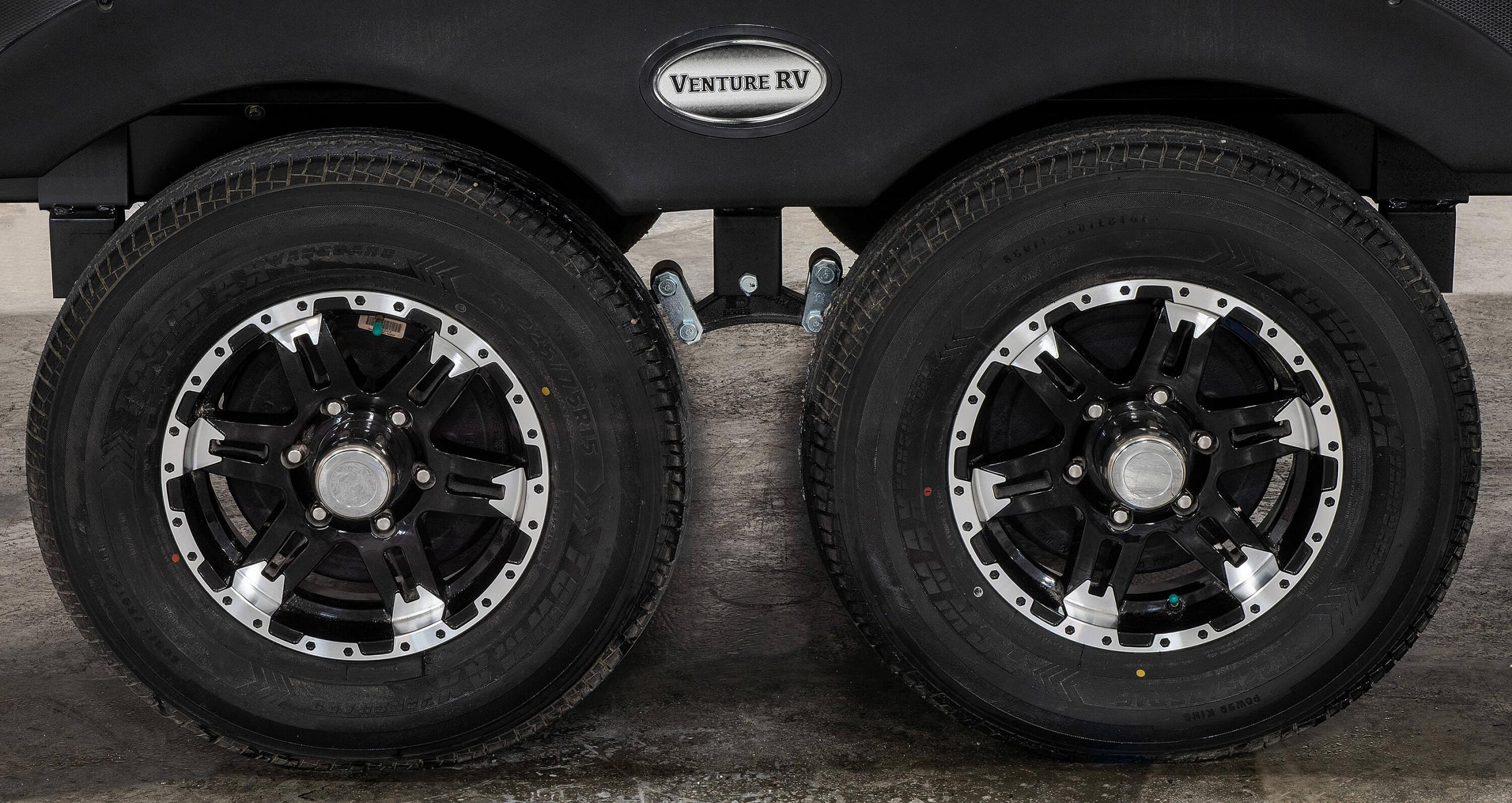 SportTrek ST327VIK Travel Trailer | Venture RV