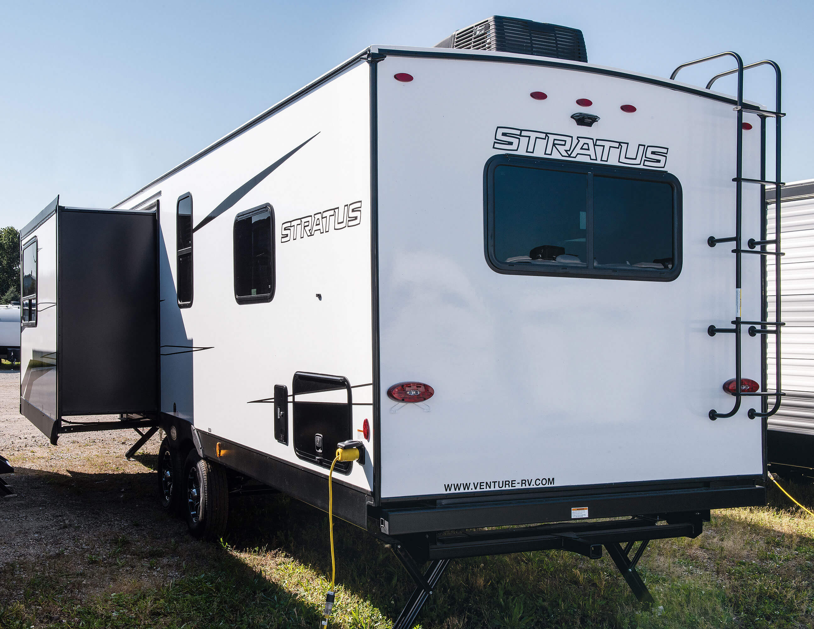 2022 Stratus SR281VFD Travel Trailer | Venture RV
