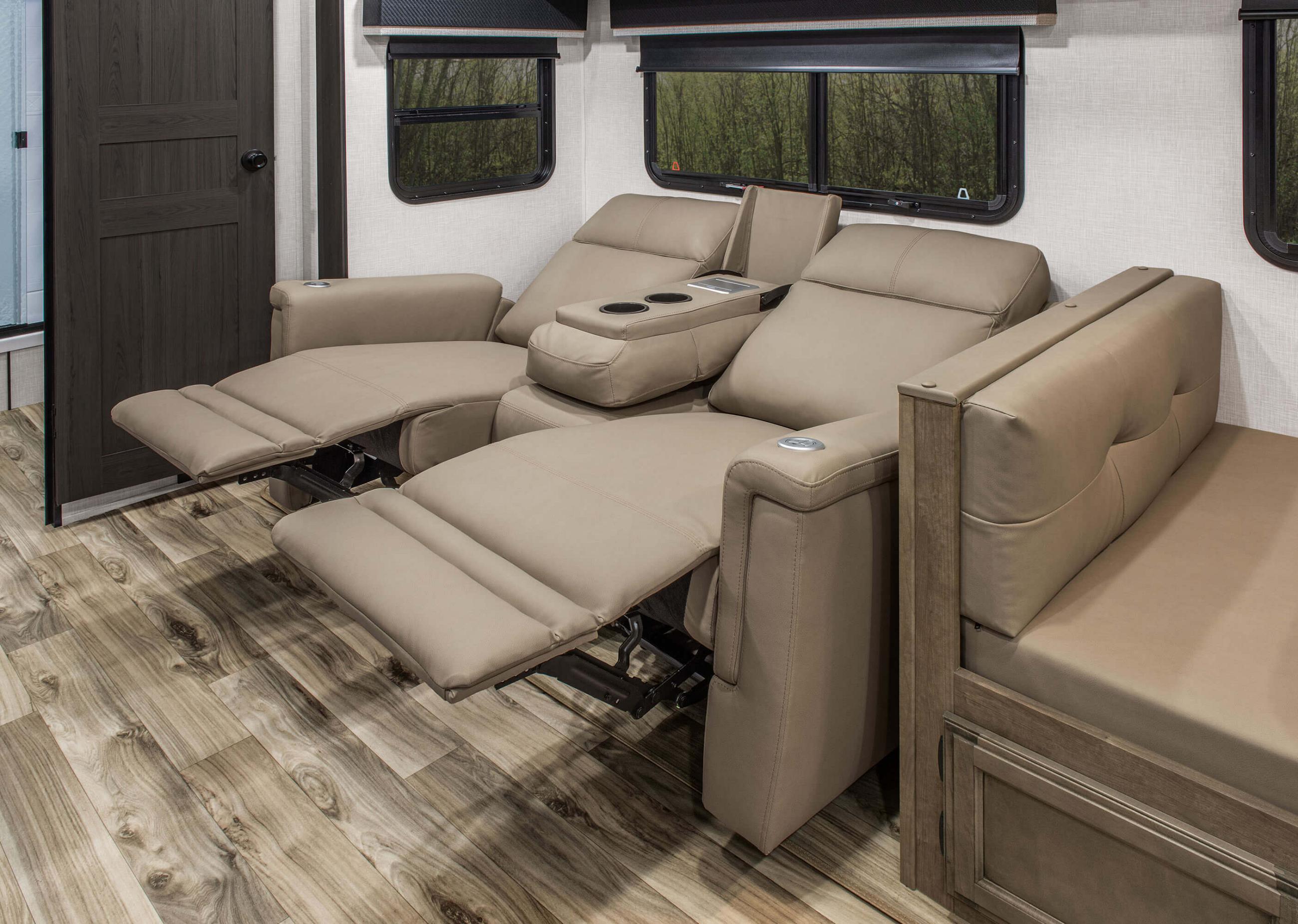 2024 SportTrek Touring STT292VRB Travel Trailer | Venture RV