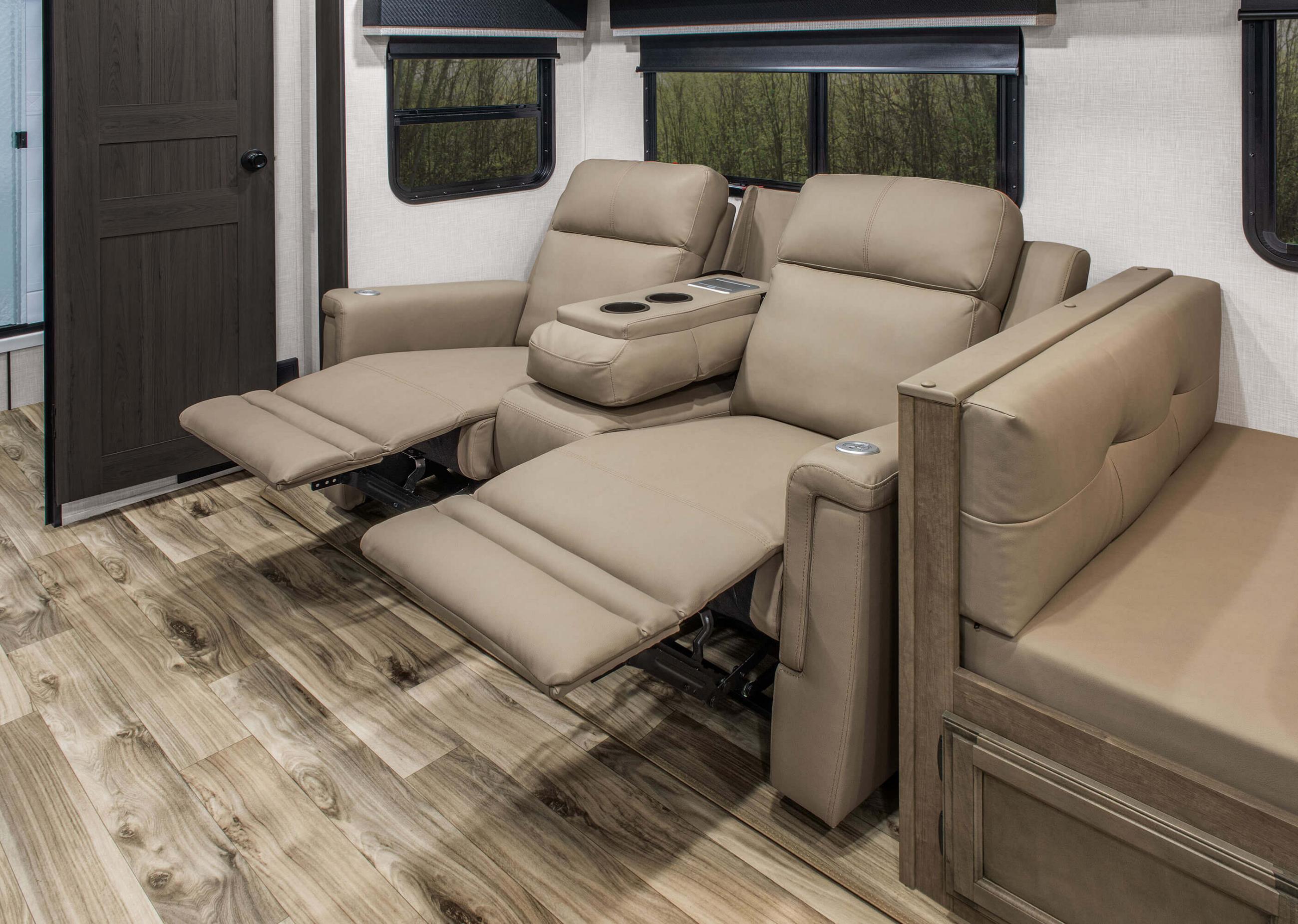 2024 SportTrek Touring STT292VRB Travel Trailer | Venture RV