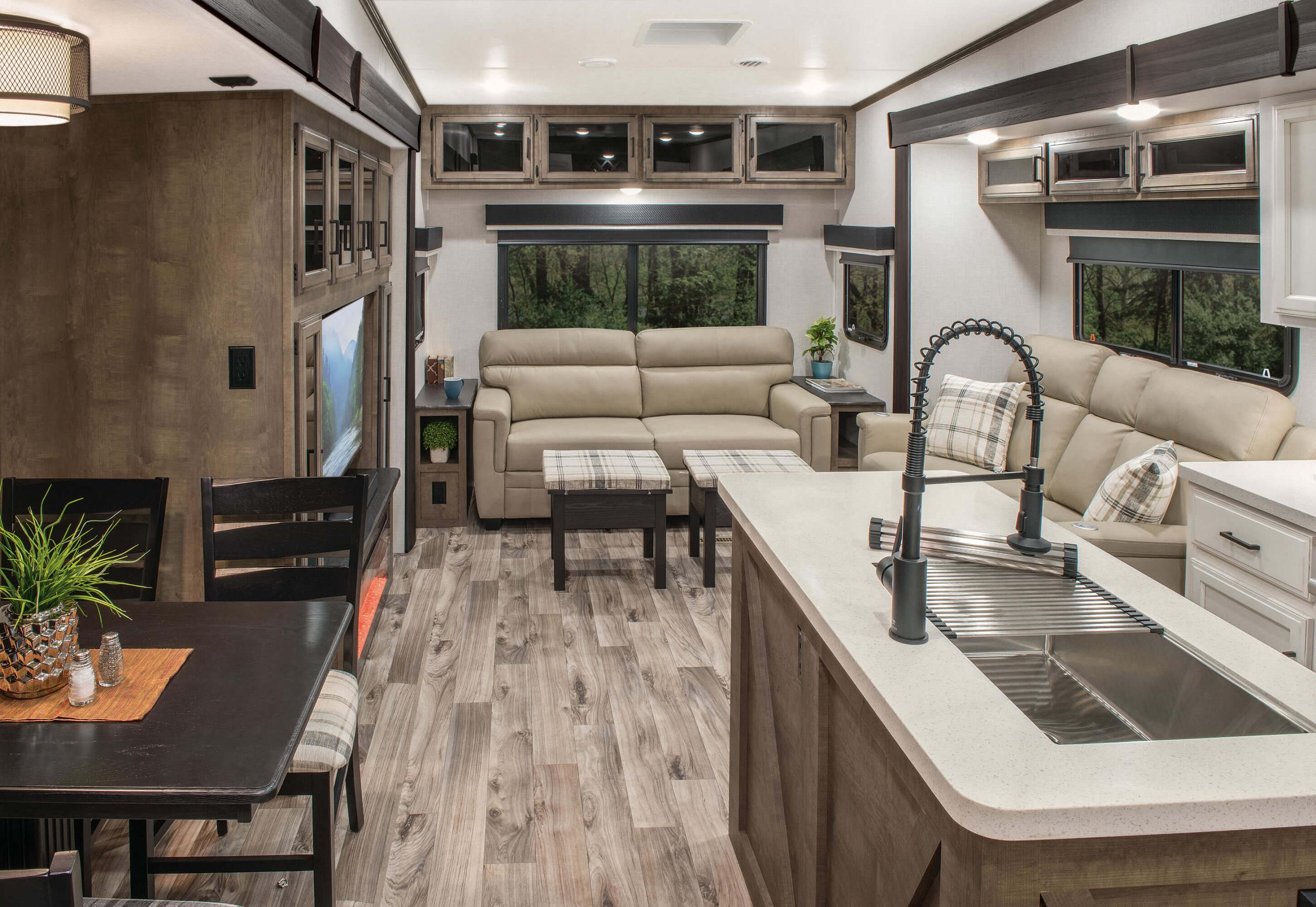 SportTrek Touring STTF353VIK Fifth Wheel | Venture RV