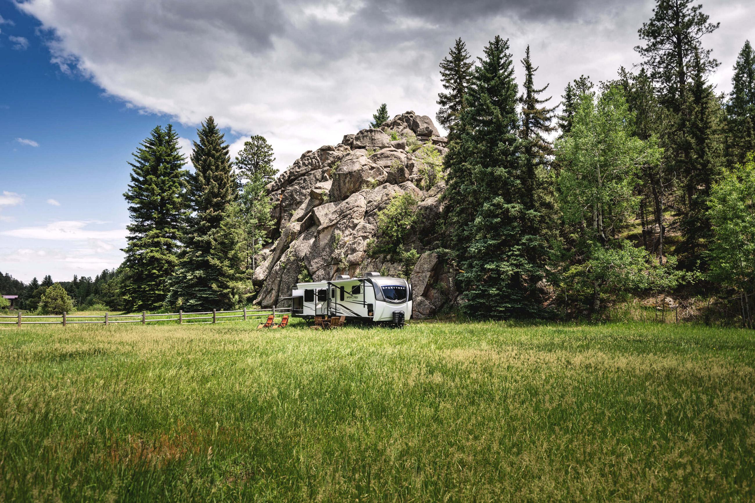 SportTrek Touring STT343VIK Travel Trailer | Venture RV