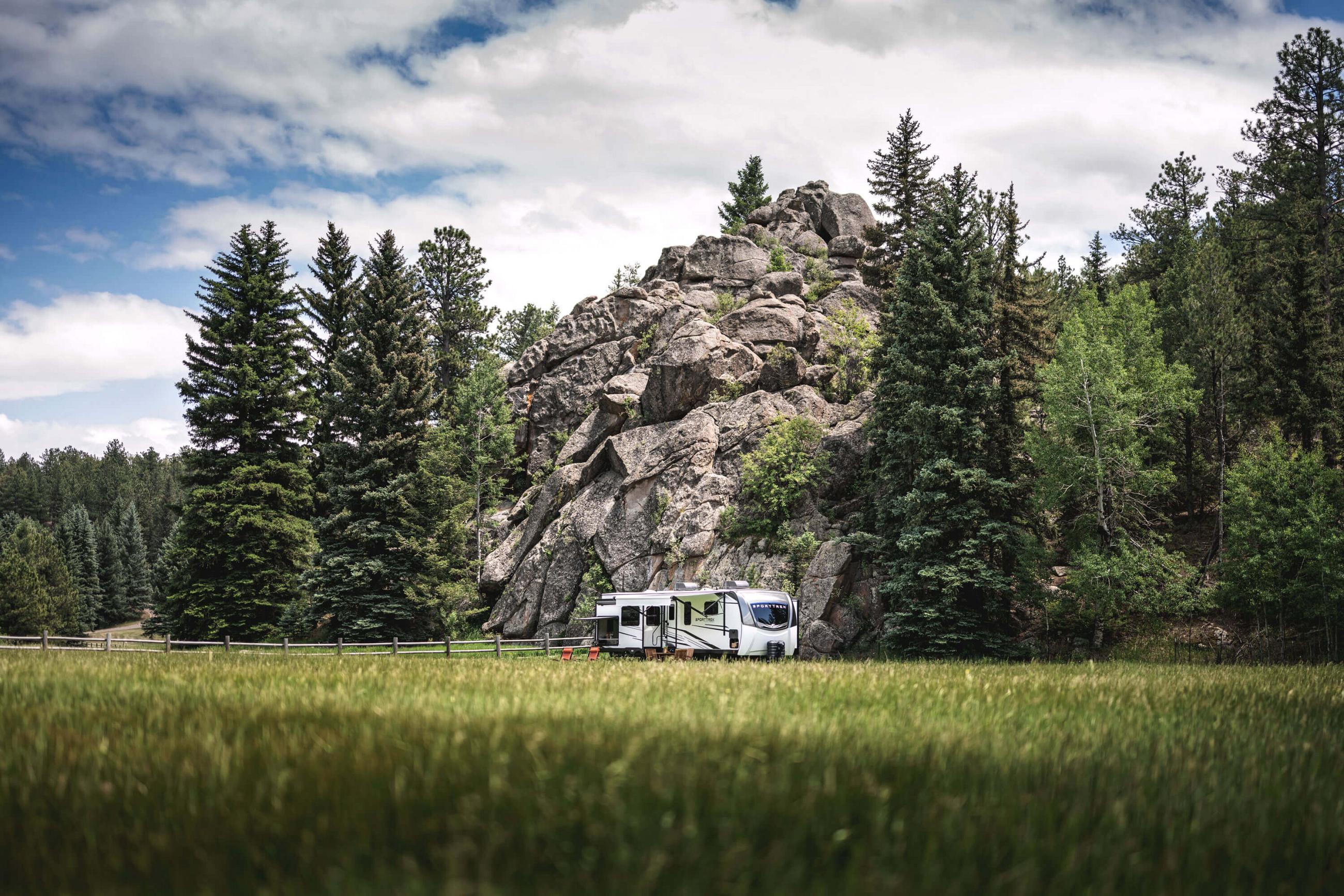 SportTrek Touring STT343VIK Travel Trailer | Venture RV